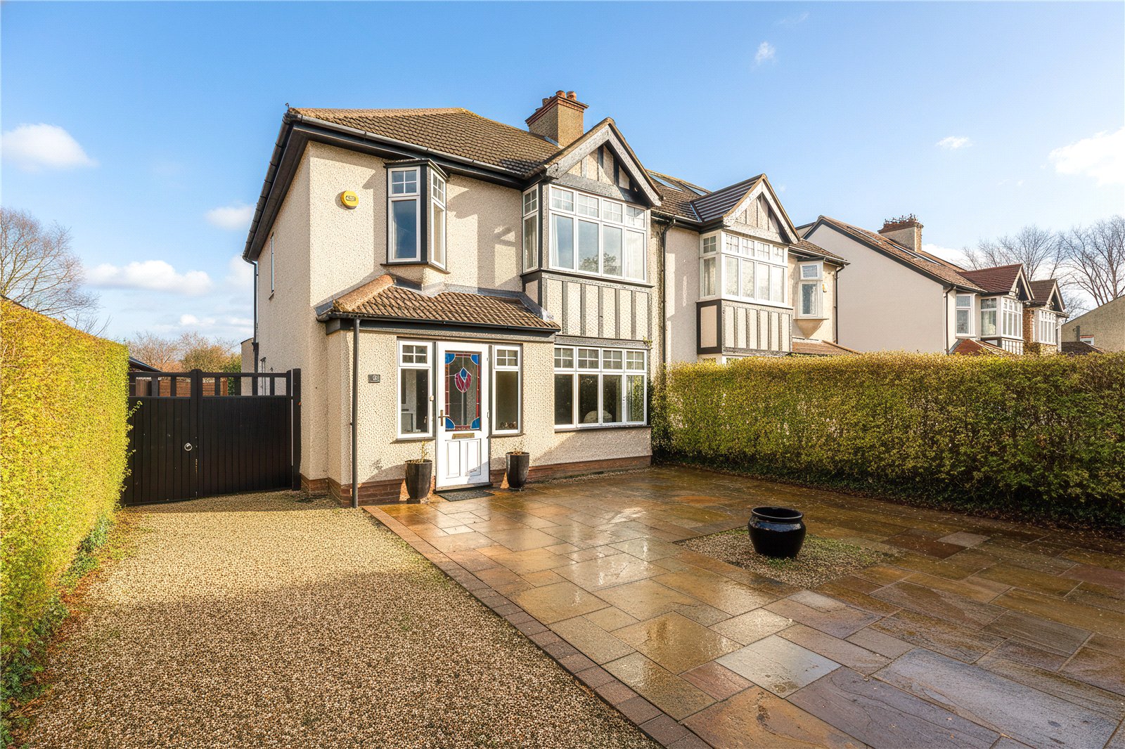 Hauxton Road, Trumpington, Cambridge, CB2 9LT